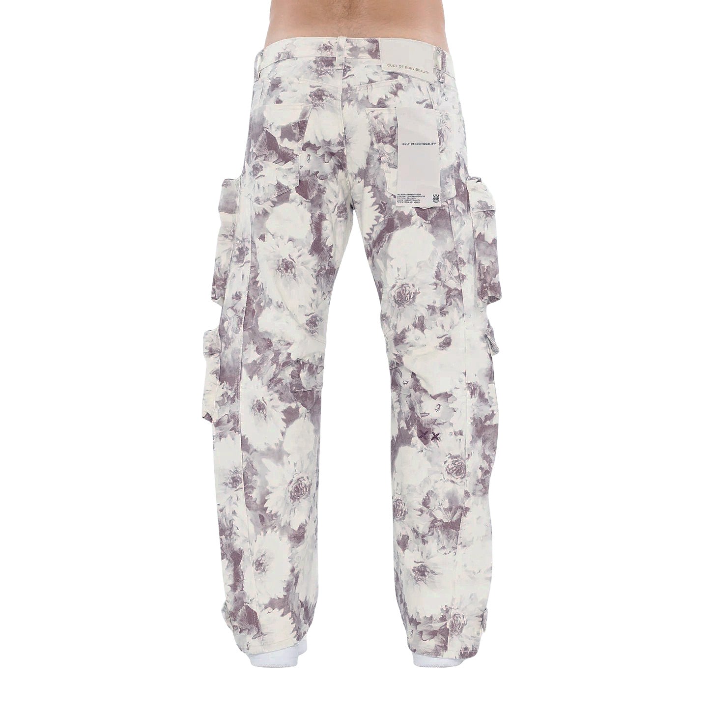 CULT OF INDIVIDUALITY - "CARGO 610" Baggy Pants in Digital Floral Prin ...